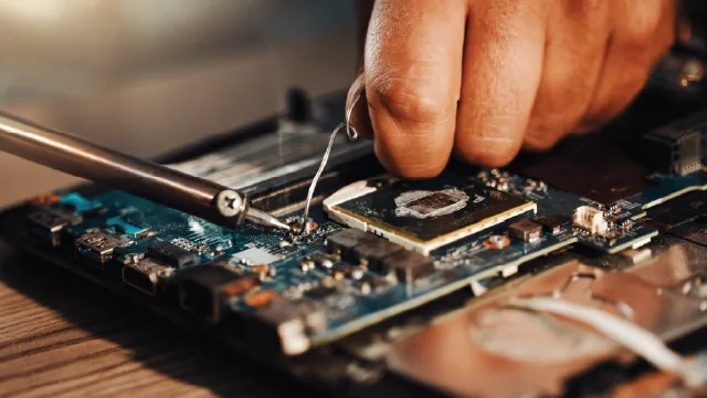 Hygon's C86-5G Processor: 128 Cores and SMT4 Technology Unveiled